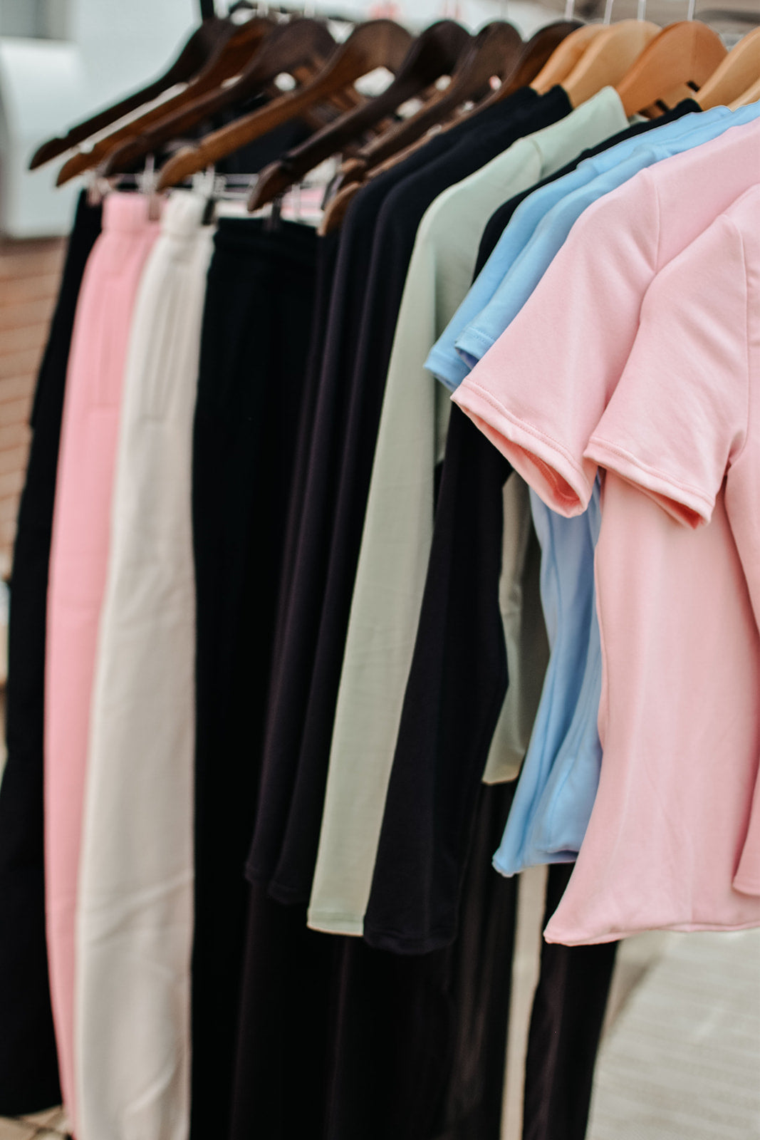 Clothing and accessories for women – 11 roses boutique